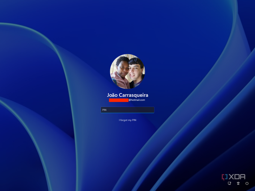 6 ways you can customize your Windows 11 lock screen to make it truly yours