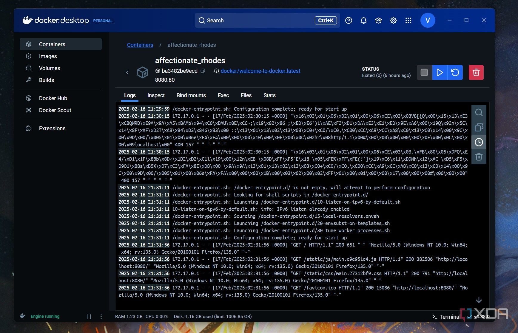 What are the difference between containers and virtual machines?