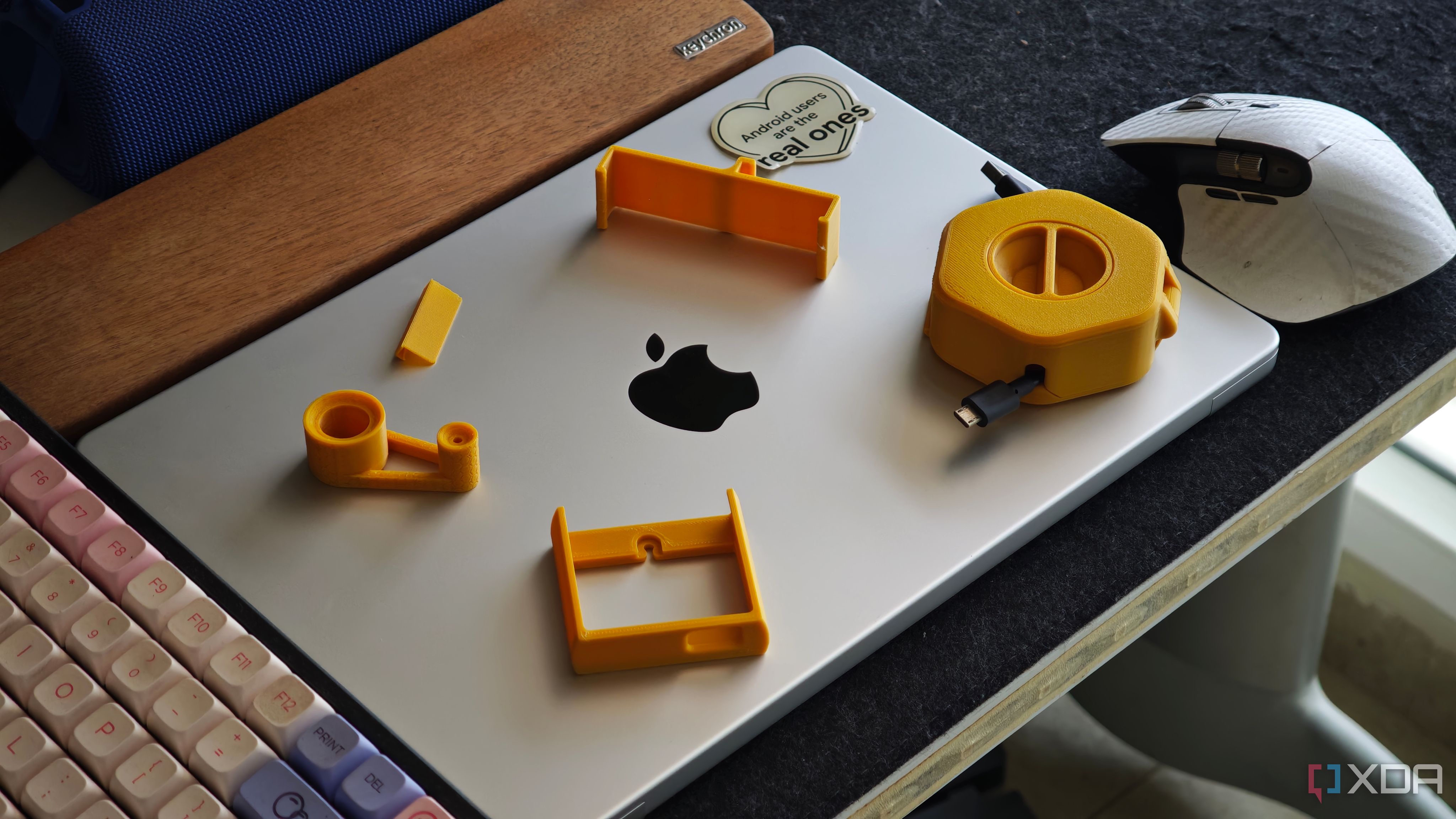 10 laptop accessories I 3D-printed instead of buying