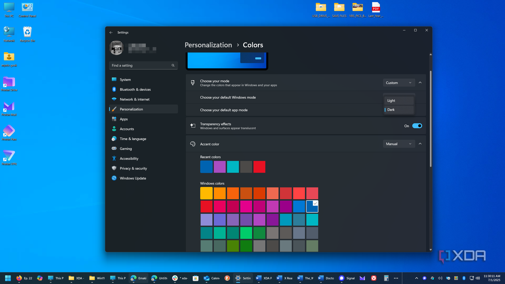 I made Windows 11 look like 10 without tools